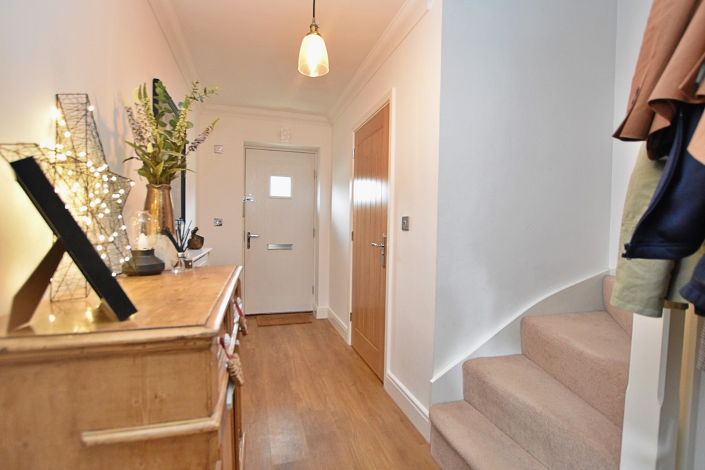 Arkwright Avenue, Coton House Estate , Rugby - Edward Knight Estate Agents