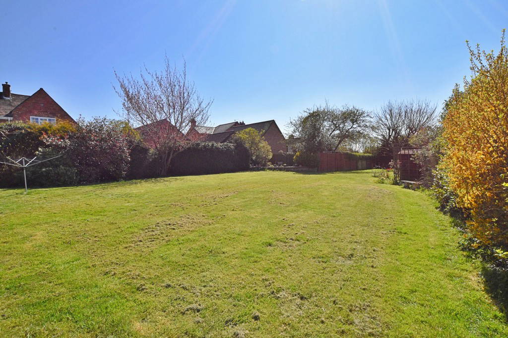 Livingstone Avenue, Long Lawford, Rugby - Edward Knight Estate Agents