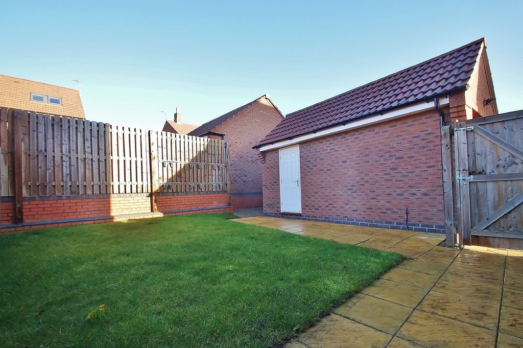 Sedge Road, Coton Park, Rugby - Edward Knight Estate Agents