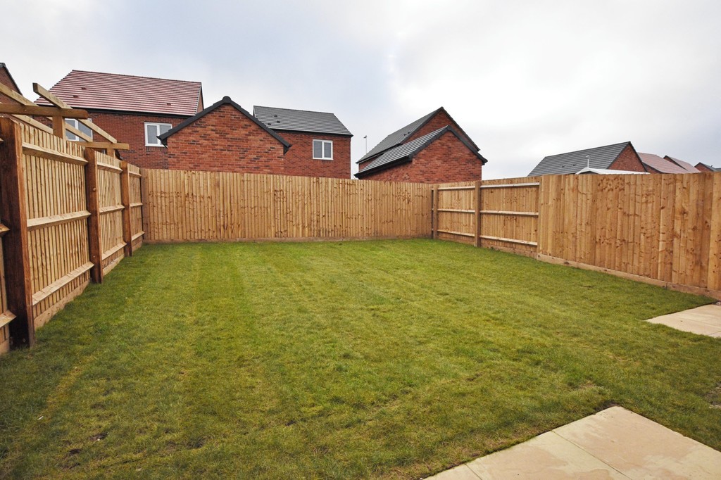Southwell Drive, Houlton Meadows, Rugby - Edward Knight Estate Agents