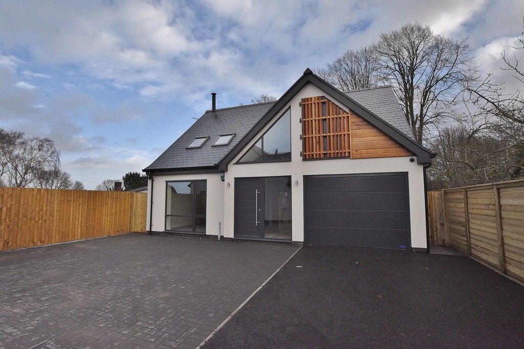 Watts Lane, Hillmorton, Rugby - Edward Knight Estate Agents