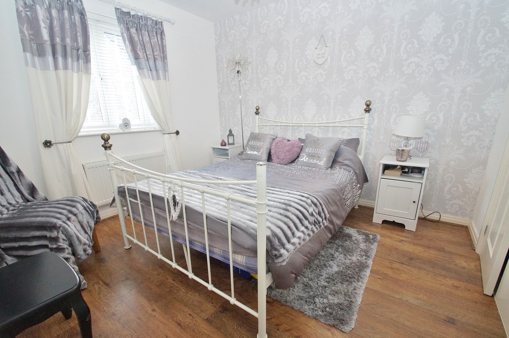 Avocet Close, Coton Park, Rugby - Edward Knight Estate Agents