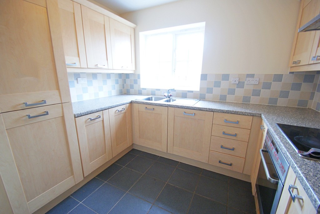 Farnborough Drive, Middlemore, Daventry, Northamptonshire - Edward ...