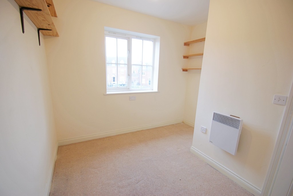 Farnborough Drive, Middlemore, Daventry, Northamptonshire - Edward ...