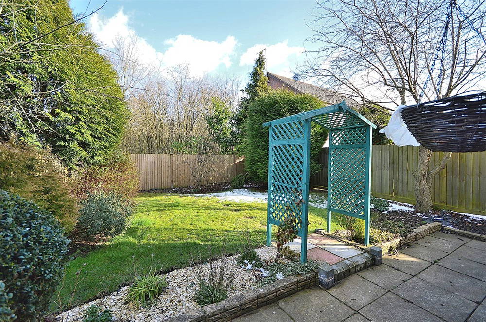 Rea Close, Northampton - Edward Knight Estate Agents